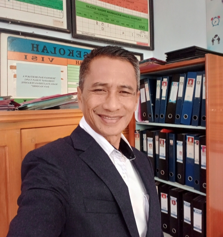 SMP Negeri 2 Panumbangan — Tenaga Pendidik